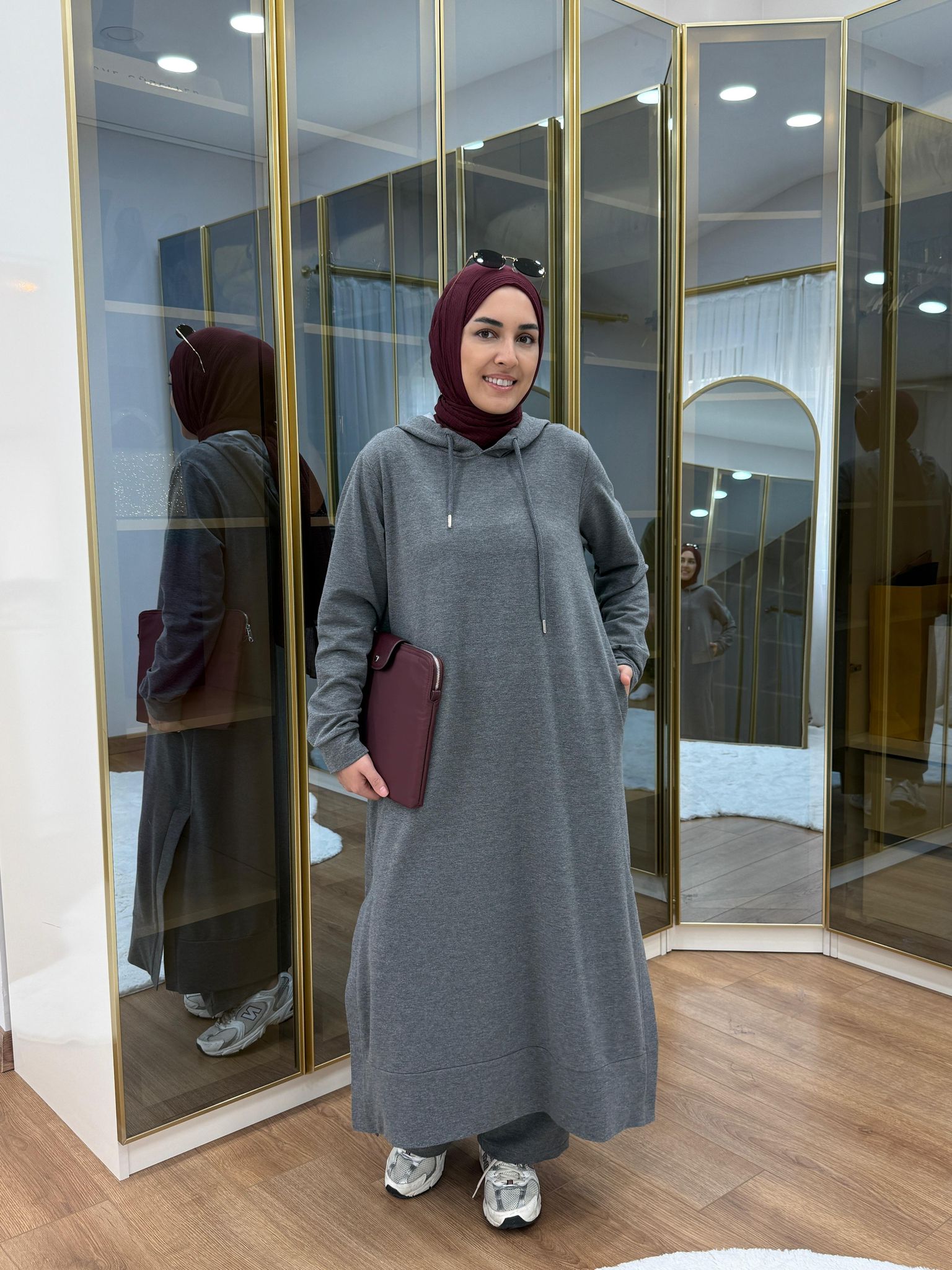 Kapüşonlu yırtmaçlı takım Antrasit Modelleri En Uygun Fiyatlarla